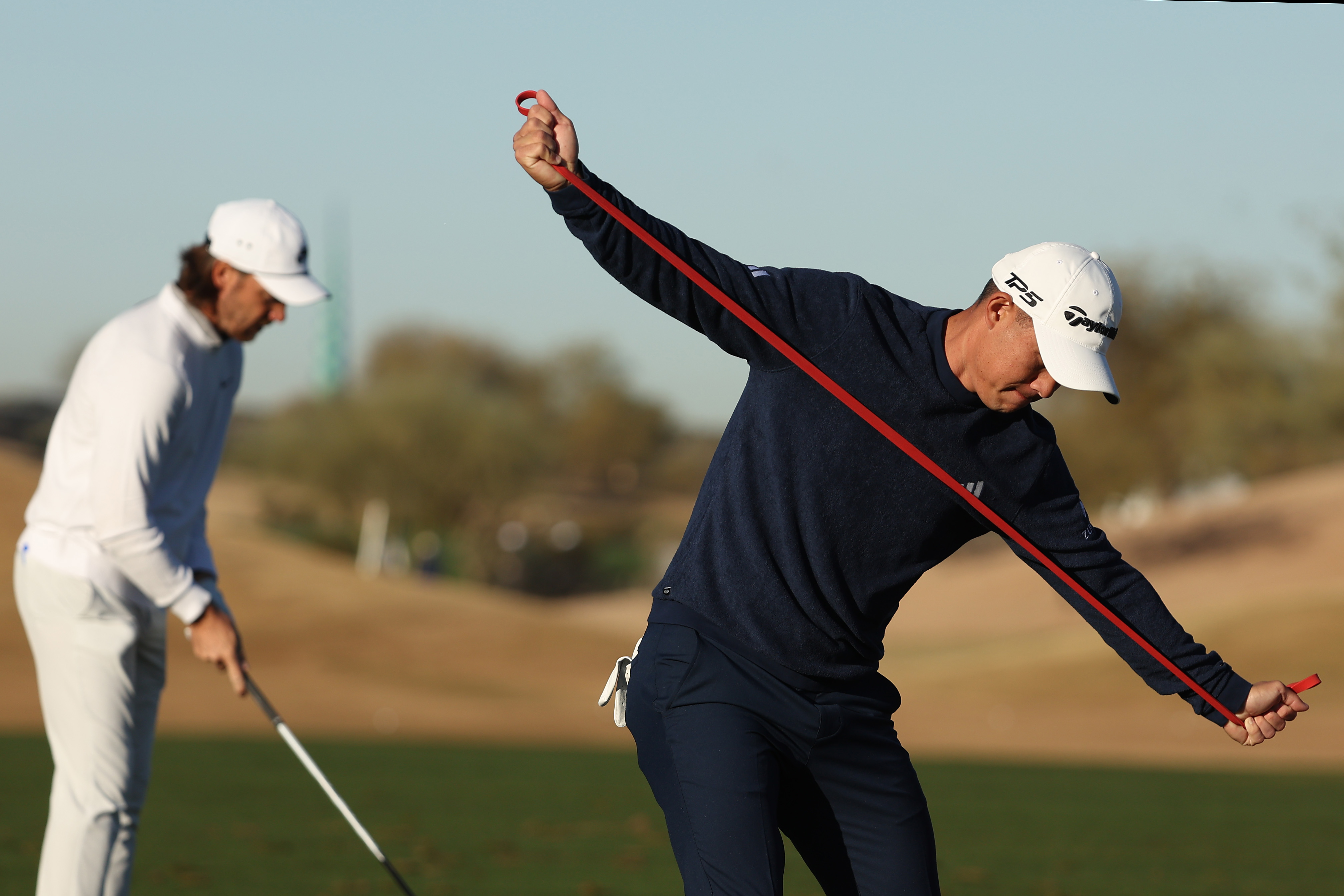 Train je flexibiliteit voor een langere backswing en meer lengte • Golf.nl