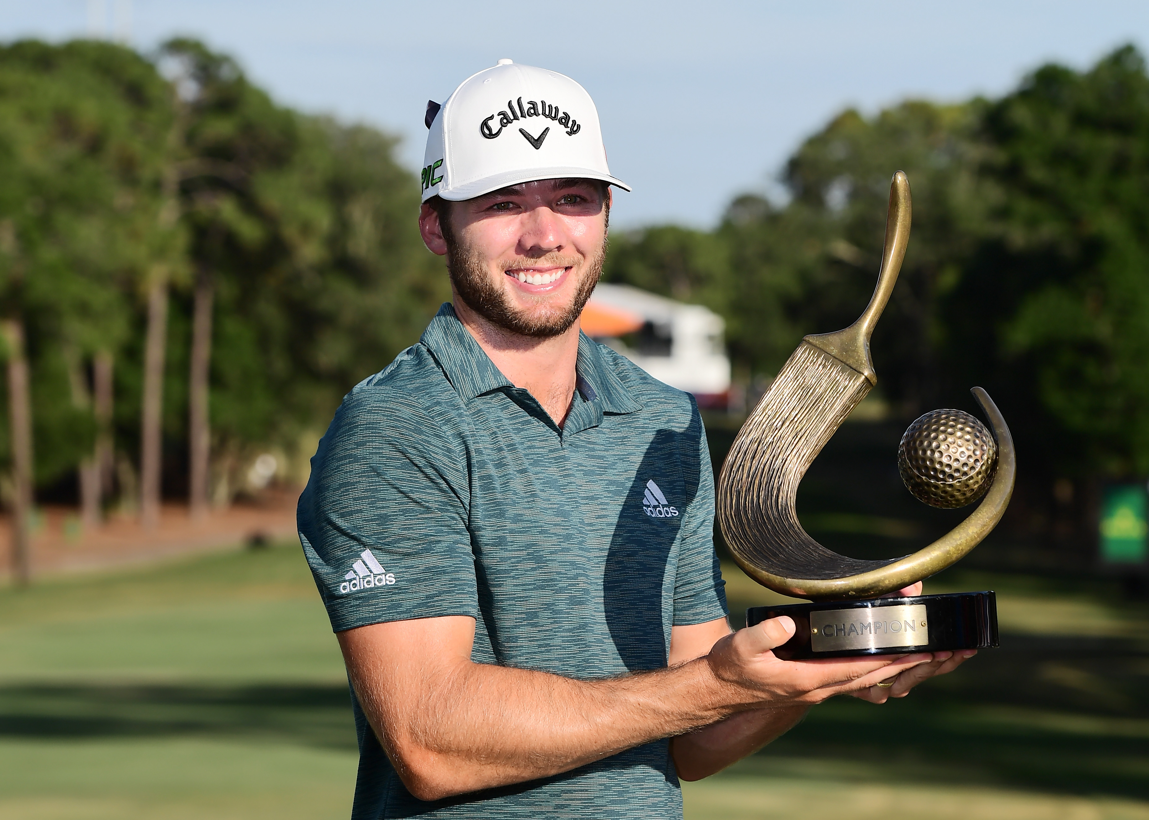 Sam Burns wint het Valspar Championship en komt de top-50 binnen ...