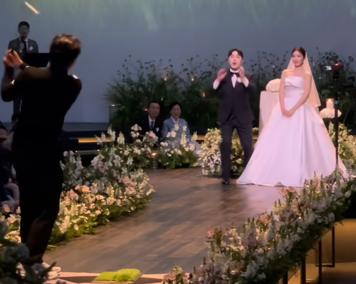 Married to the gamer • Golf.nl