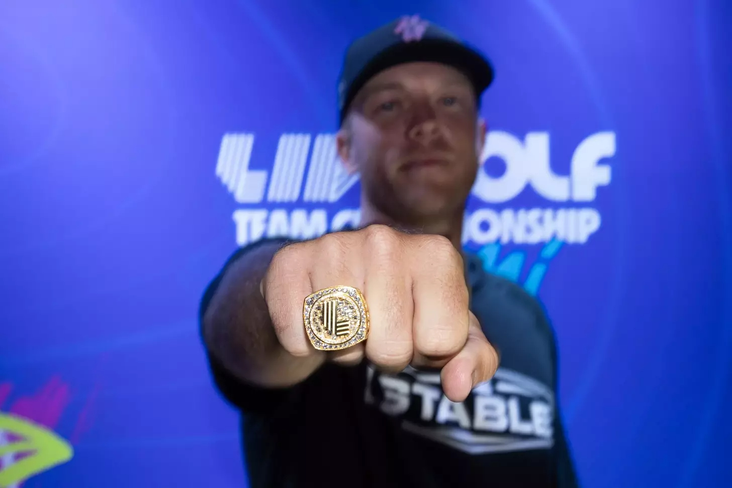 LIV Golf beloont winnend team met goud en diamanten • Golf.nl