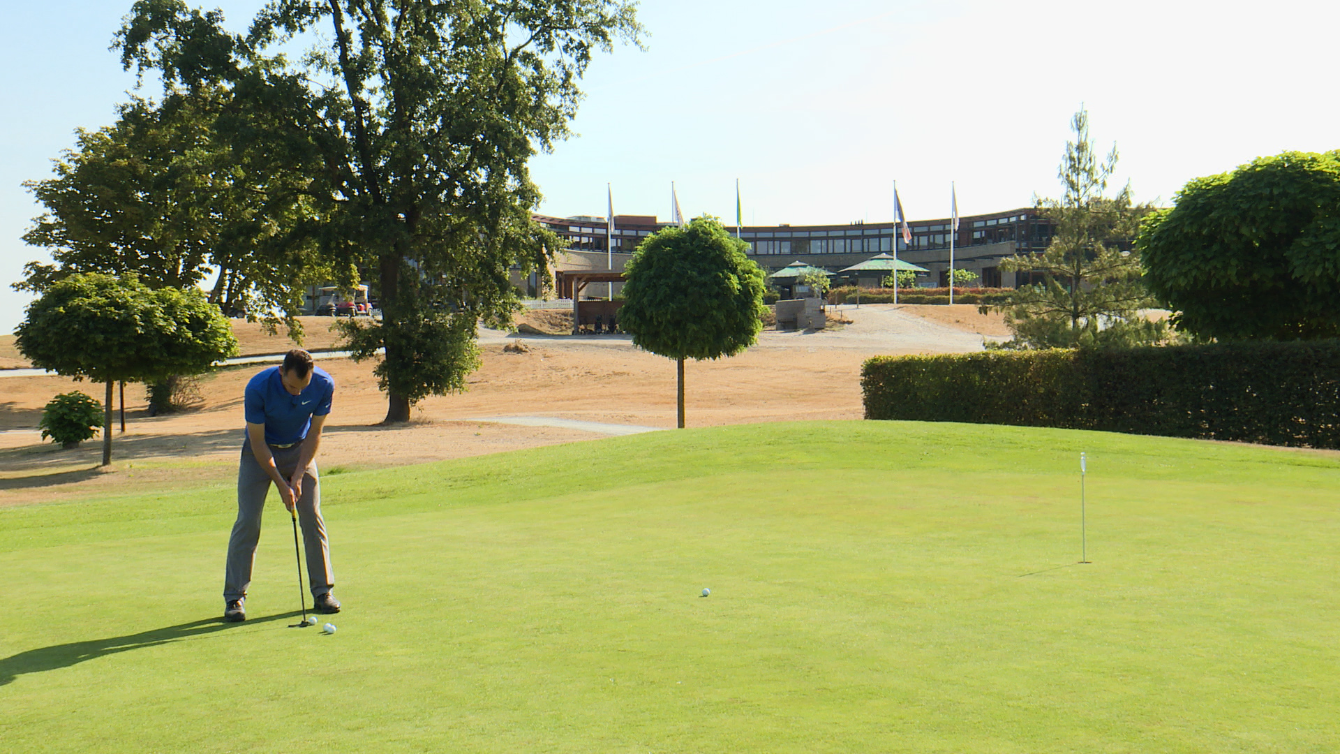 Golfinstructie: juiste snelheid bij het putten • Golf.nl